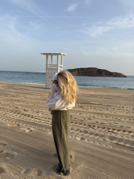 Charlies första gång på stranden | Elin Skoglunds blogg