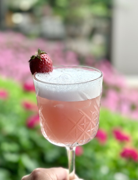 Cosmopolitan sour