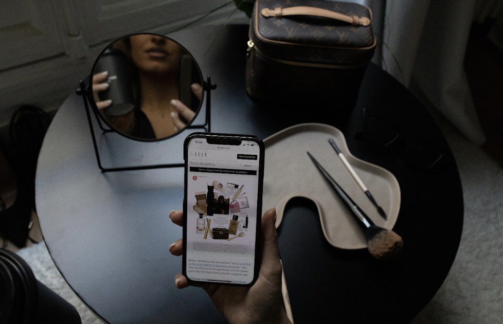 Årets Smink-produkter 2022 | Nora Kourkis blogg