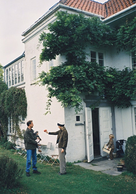 Emilie Holm och våren | Elsa Billgrens blogg