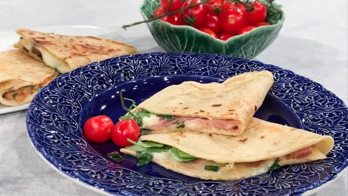 Piadina- recept italienskt tunnbröd med fyllning