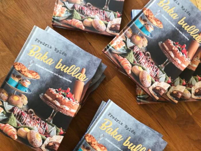 Nu är boken här! Baka bullar! | Fredriks Fika